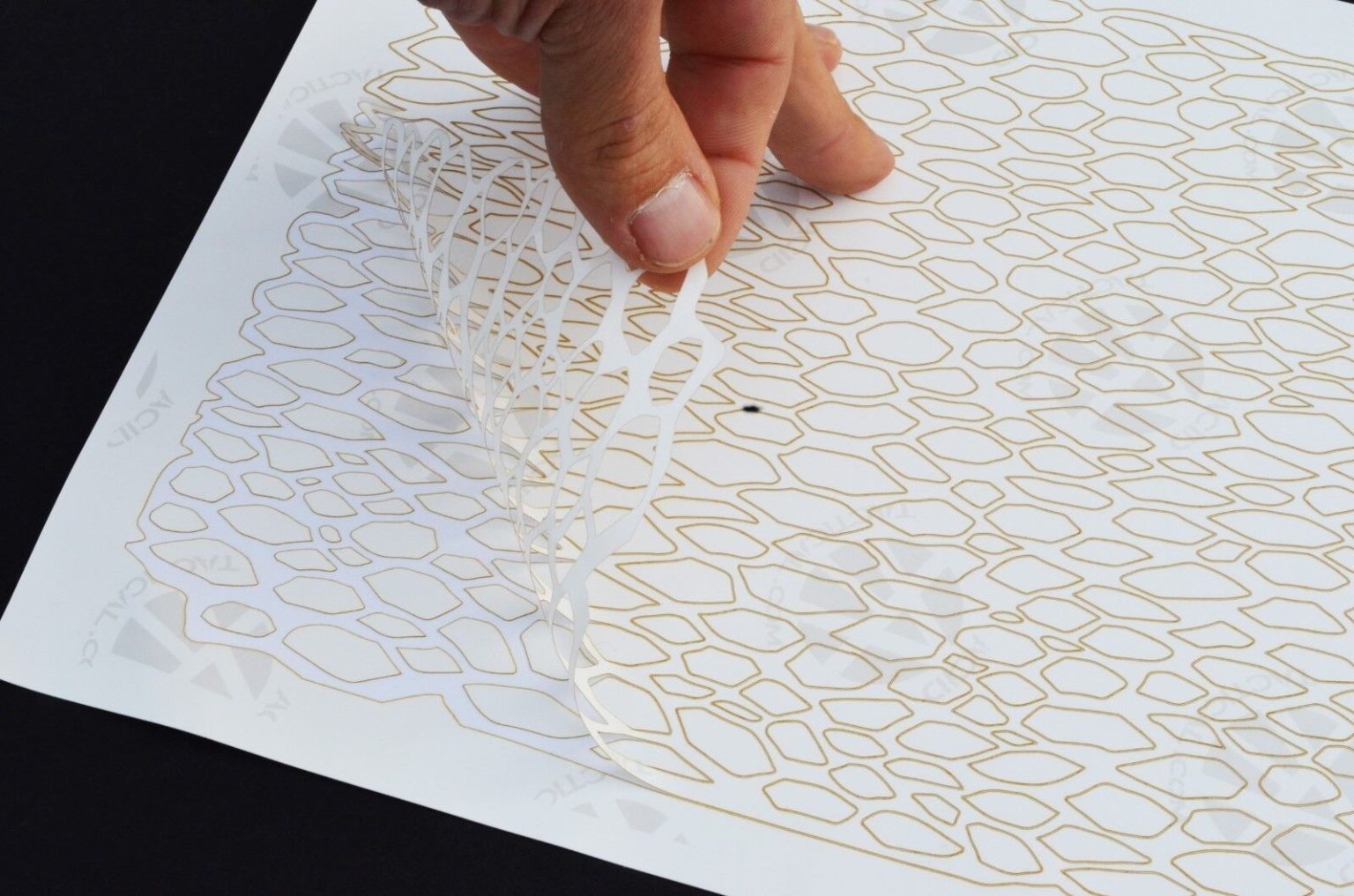 REPTILE CAMO - Camouflage Spray Paint Gun Stencils ADHESIVE Stick-on 2 ...